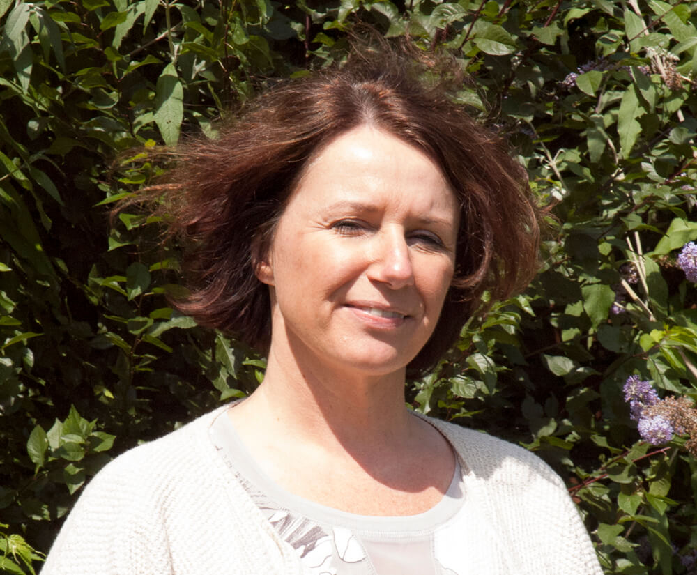 chr-equipment-rachel-smithers | CHR Equipment